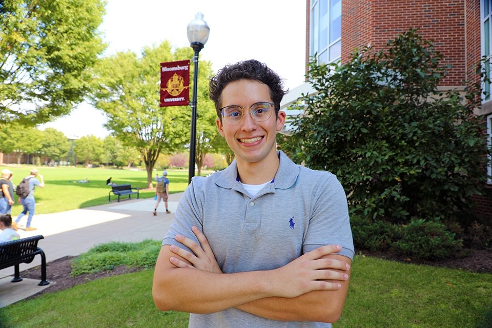 Banking internship provides dual major inside look into local economics ...