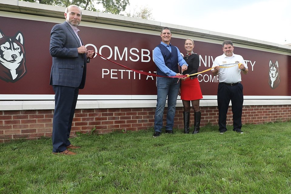 Steph Pettit '89 honored with the renaming of upper campus ...