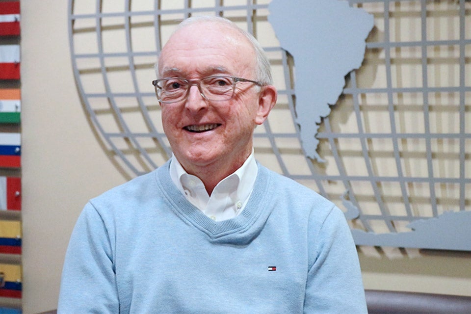 Tom Stiner ’76 Makes $195,000 Gift to Support Women’s Basketball ...