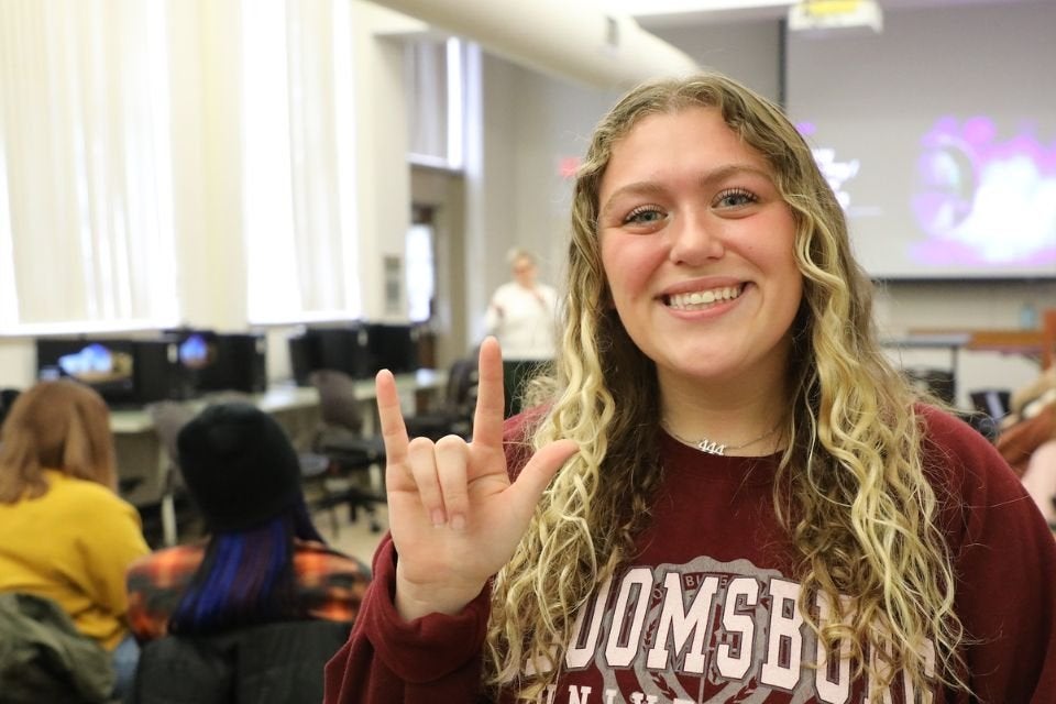 Major Showcase Day: American Sign Language (ASL)/English Interpreting ...